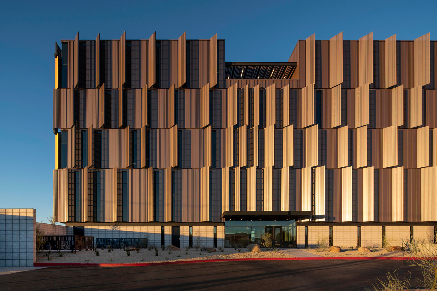 Self-Shading Facade Elements: Optimizing Thermal Performance